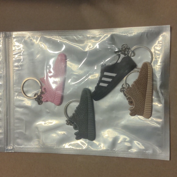 non branded custom keychain | Accessories | Adidas Superstar And Yeezy ...